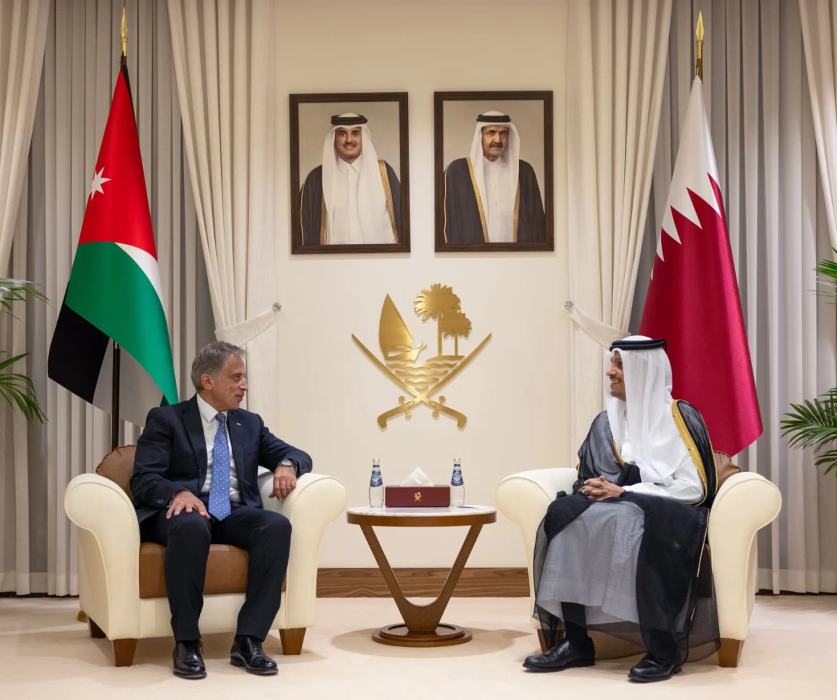 Prime minister, Qatari counterpart discuss cooperation, regional ...