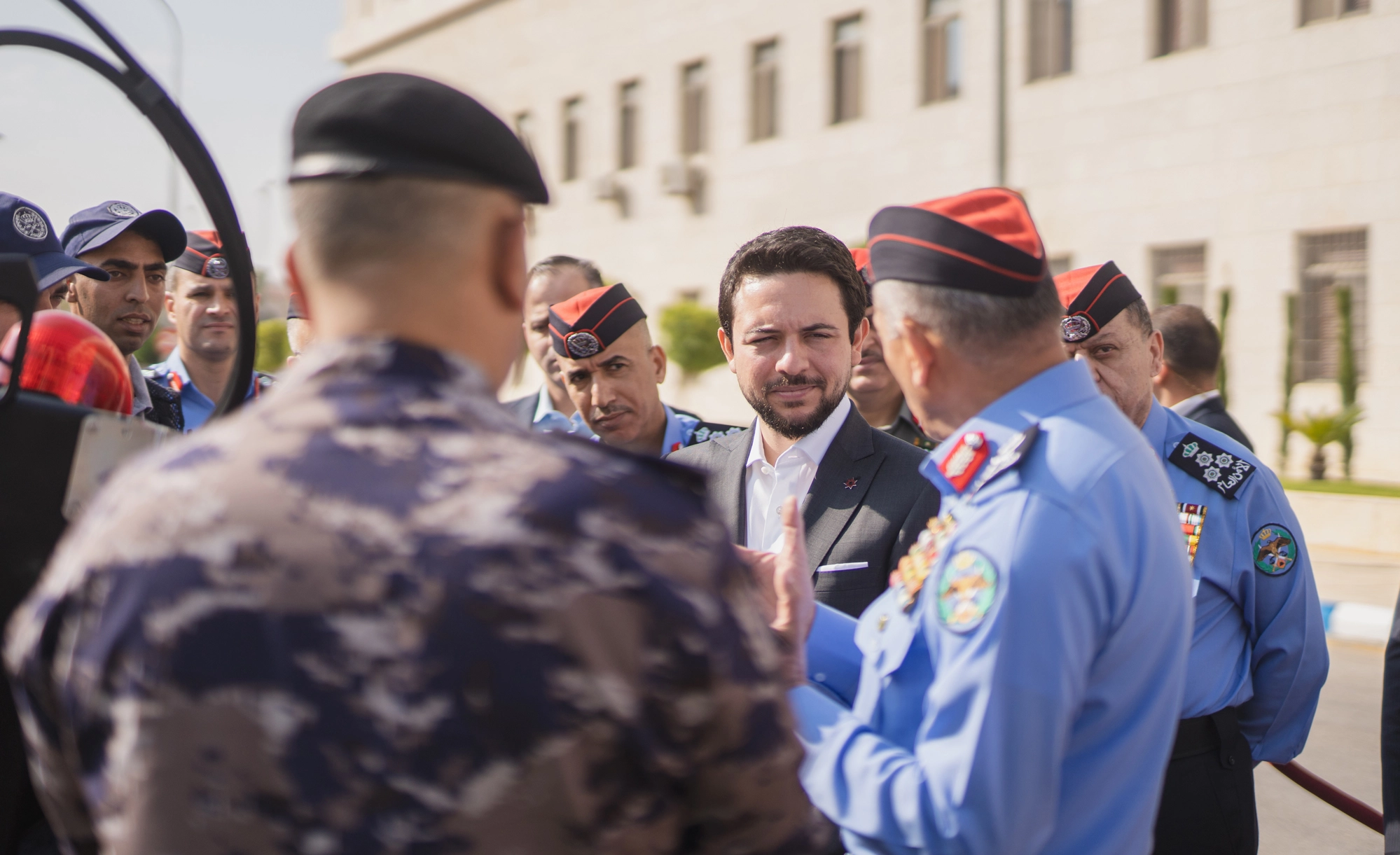 Crown Prince visits Public Security Directorate, commends personnel ...