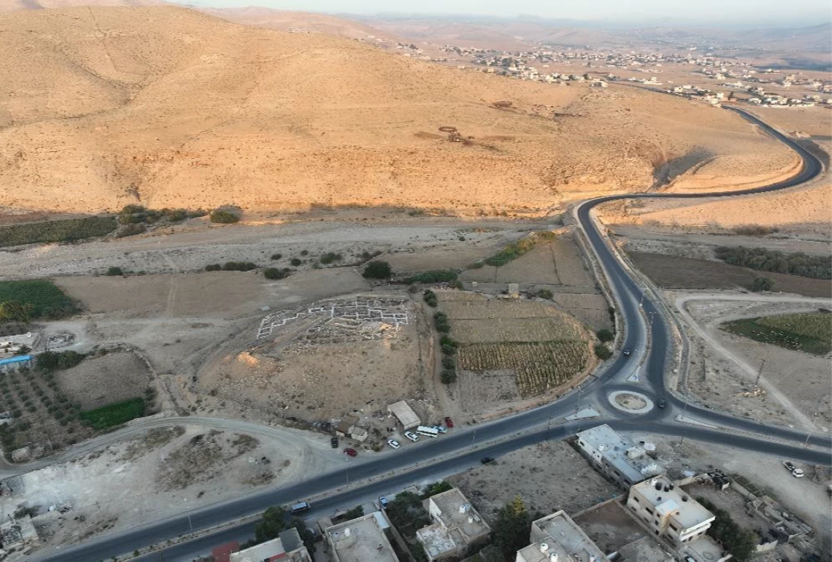 Archaeologists shed light on Tell Es-Sukhnah’s long occupation history ...