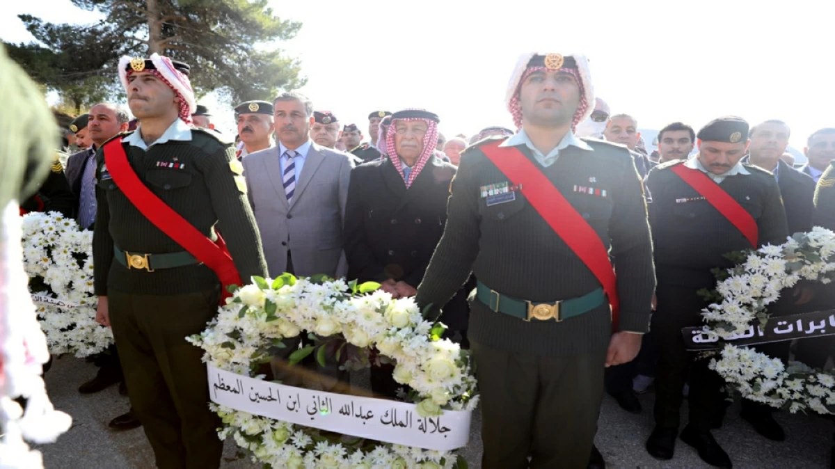 Deputising for King, Crown Prince, Issawi attends funeral of former PM ...