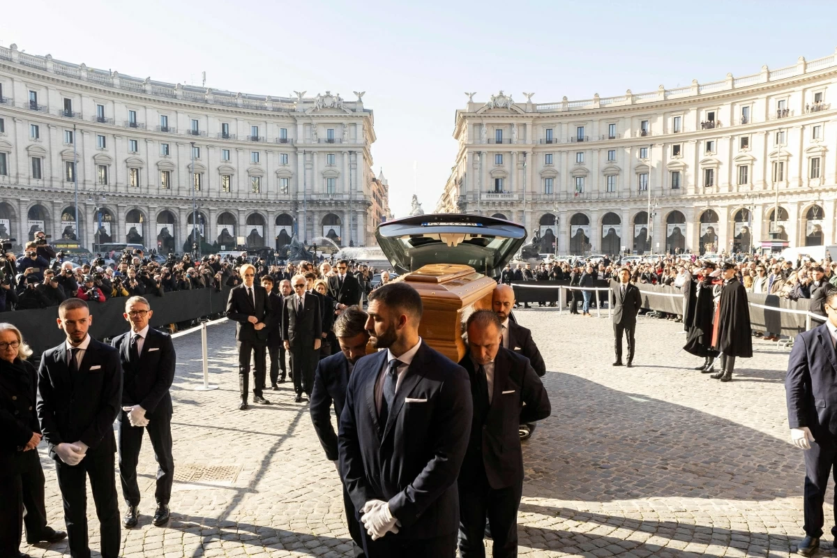 Stars turn out for Valentino's funeral in Rome | Jordan Times