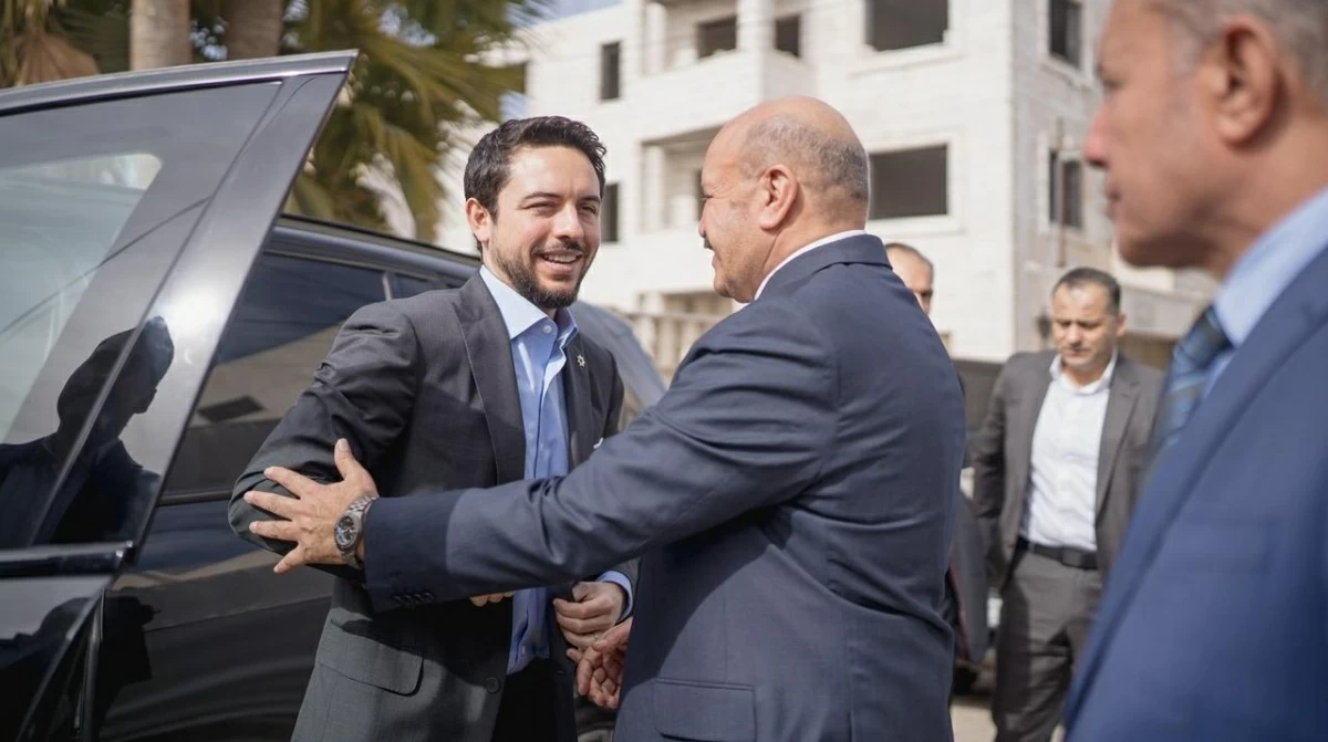 Crown Prince meets with community leaders, notables in Sahab District ...