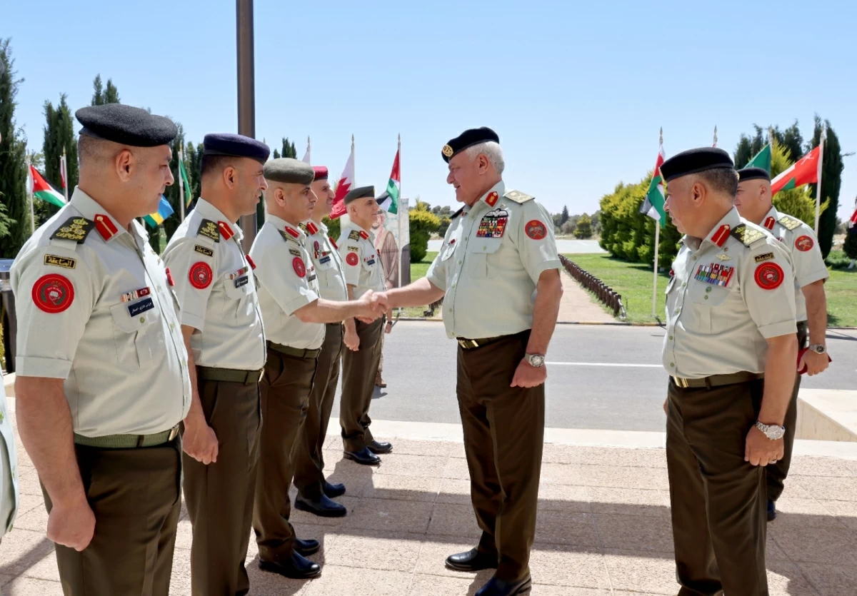 Army chief attends graduation of 66th Joint Command and Staff course ...