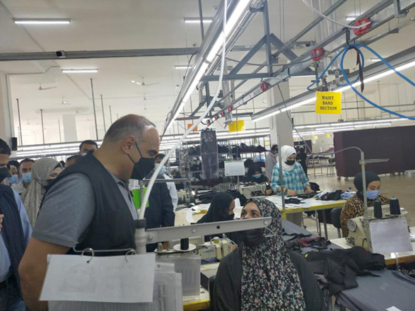 PM emphasises role of small businesses, tourism during visit to Jerash ...
