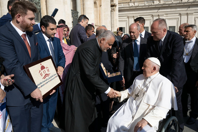 Pope meets with Catholic Centre delegation from Jordan | Jordan Times