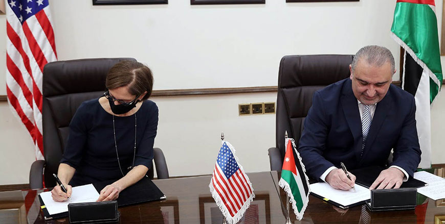 Planning ministry, USAID sign assistance agreements worth $597m ...