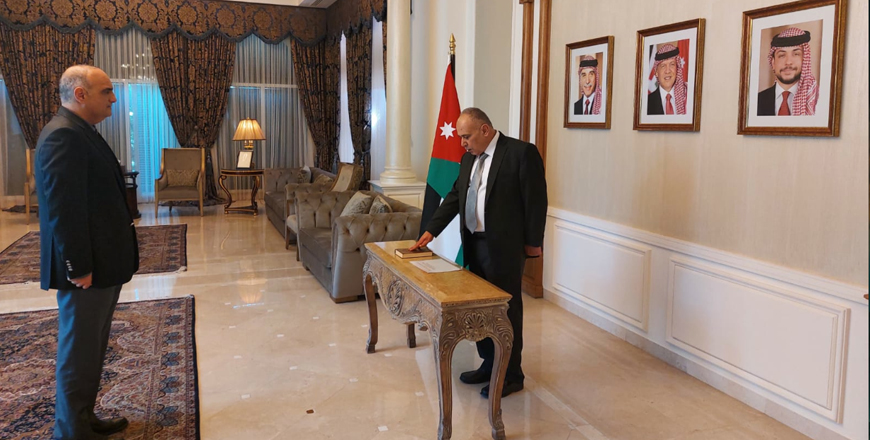 New president of Legislation and Opinion Bureau sworn in | Jordan Times